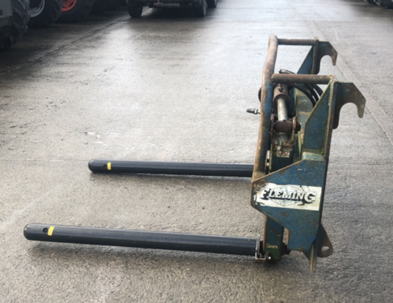 Fleming Hydraulic Bale Handler - Products - Gribben Tractors